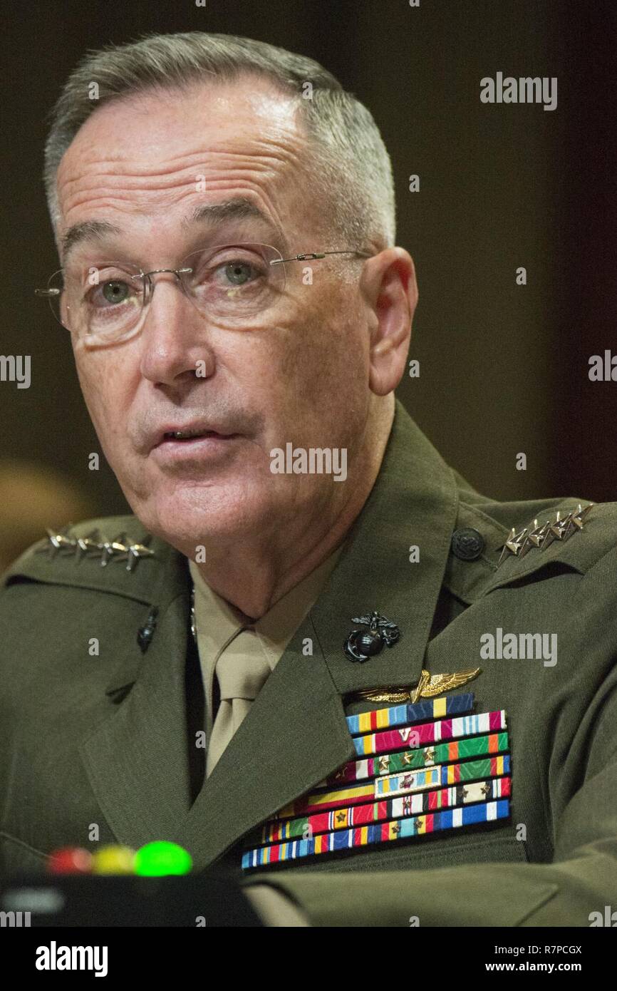 U s marine corps gen james n mattis hi-res stock photography and images - Alamy