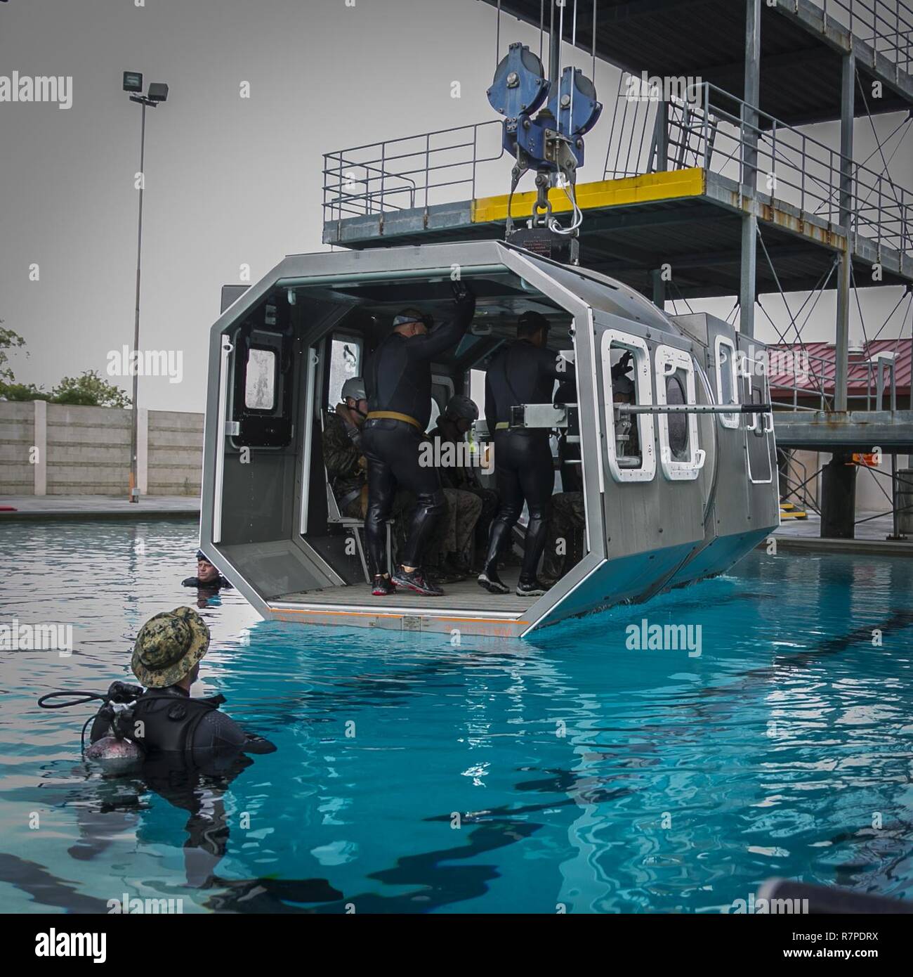 MARINE CORPS BASE CAMP PENDLETON, Calif. – Marines with the 15th Marine Expeditionary Unit ...