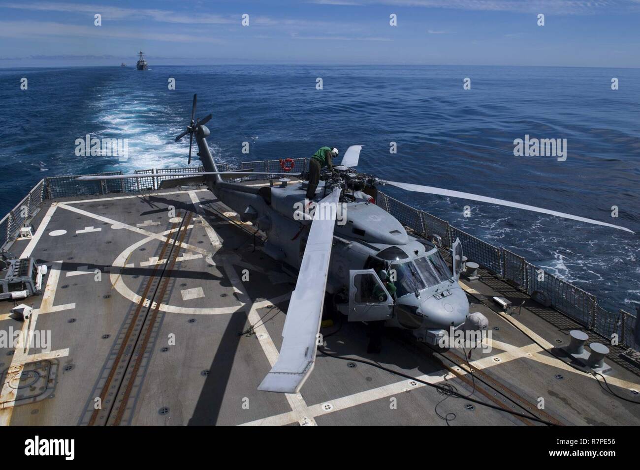 Helicopter maritime strike squadron 40 hi-res stock photography and ...