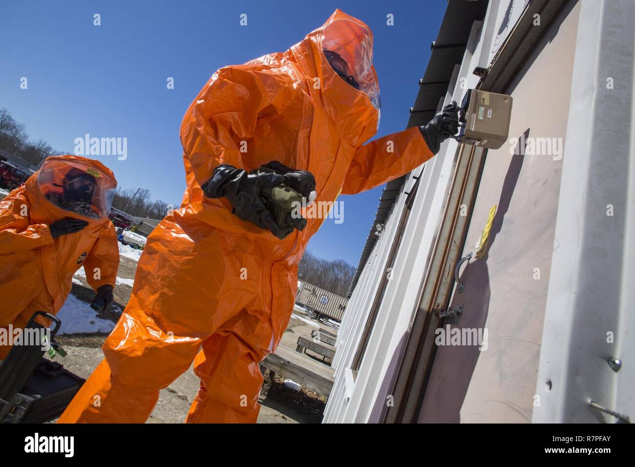 Strike Team member Staff Sgt. Nicky Lam, left, observes as Sgt. Joe ...