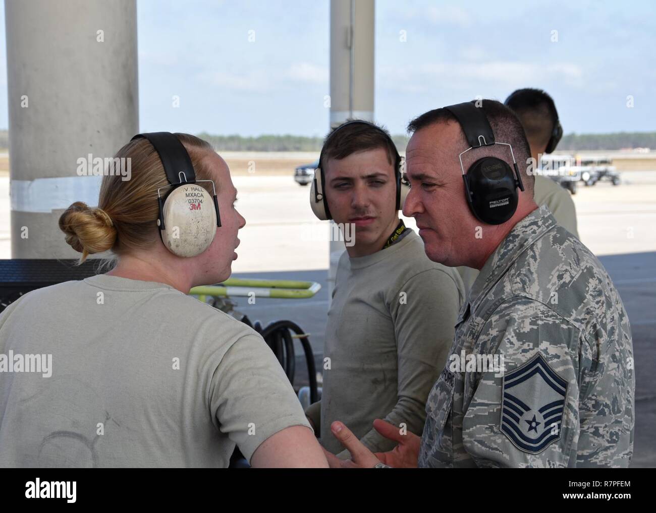 325fw hi-res stock photography and images - Alamy