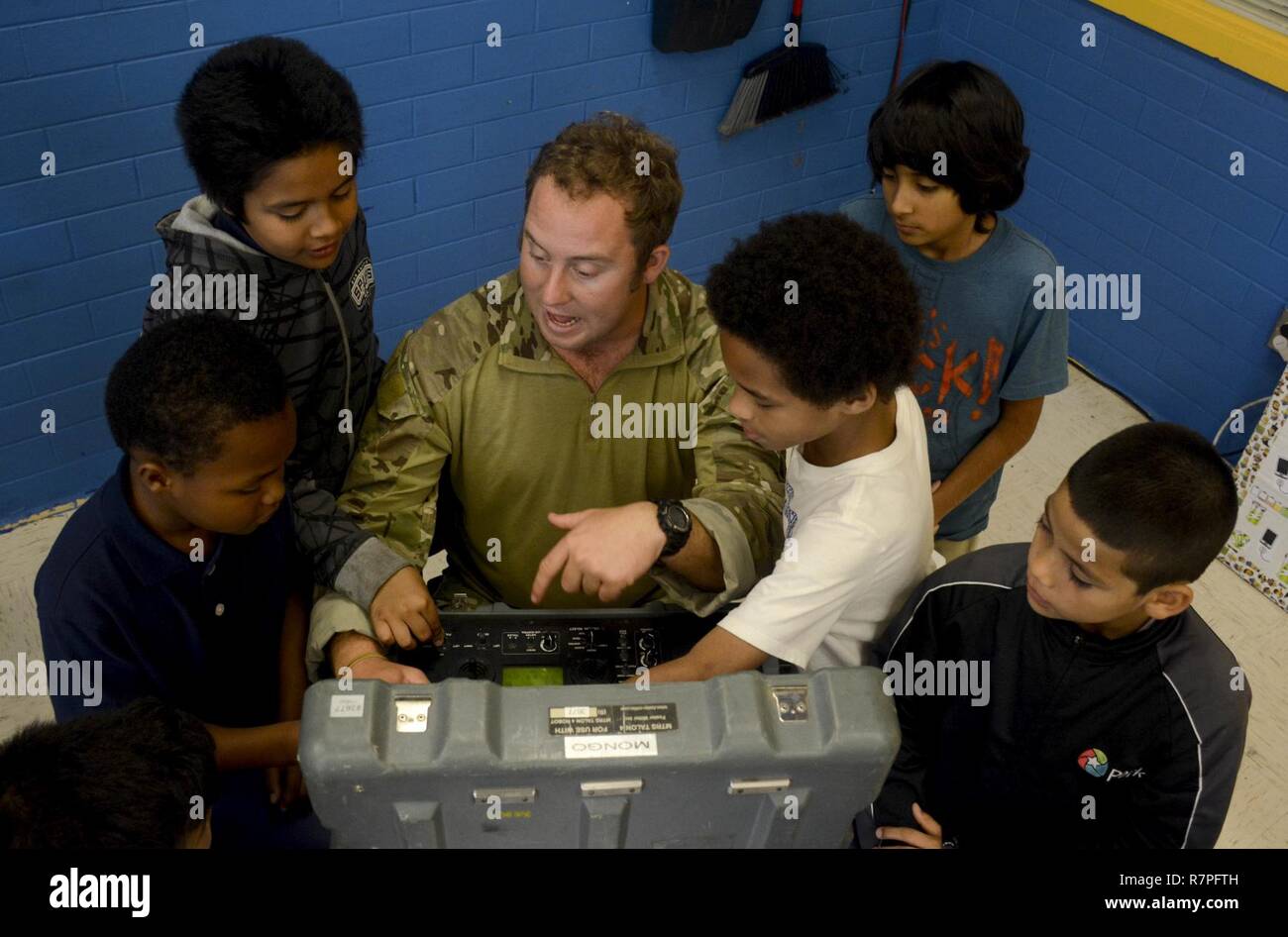 AUSTIN, Texas (March 22, 2017) Explosive Ordnance Disposal Technician ...