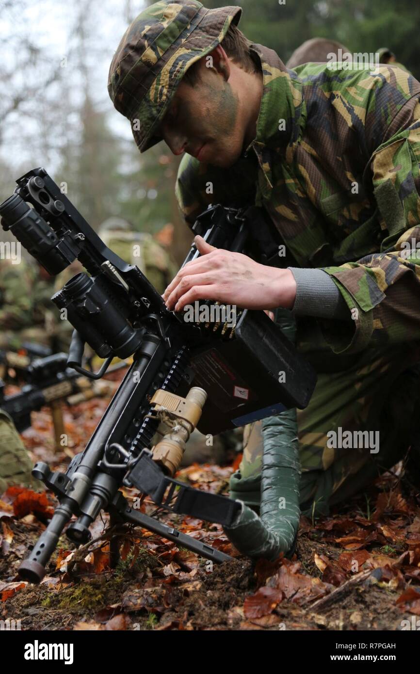 Royal Netherlands Army Pvt. Jasper Roelfsema of the 13th Infantry ...