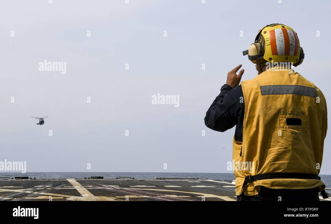 Juego hawk hi-res stock photography and images - Alamy