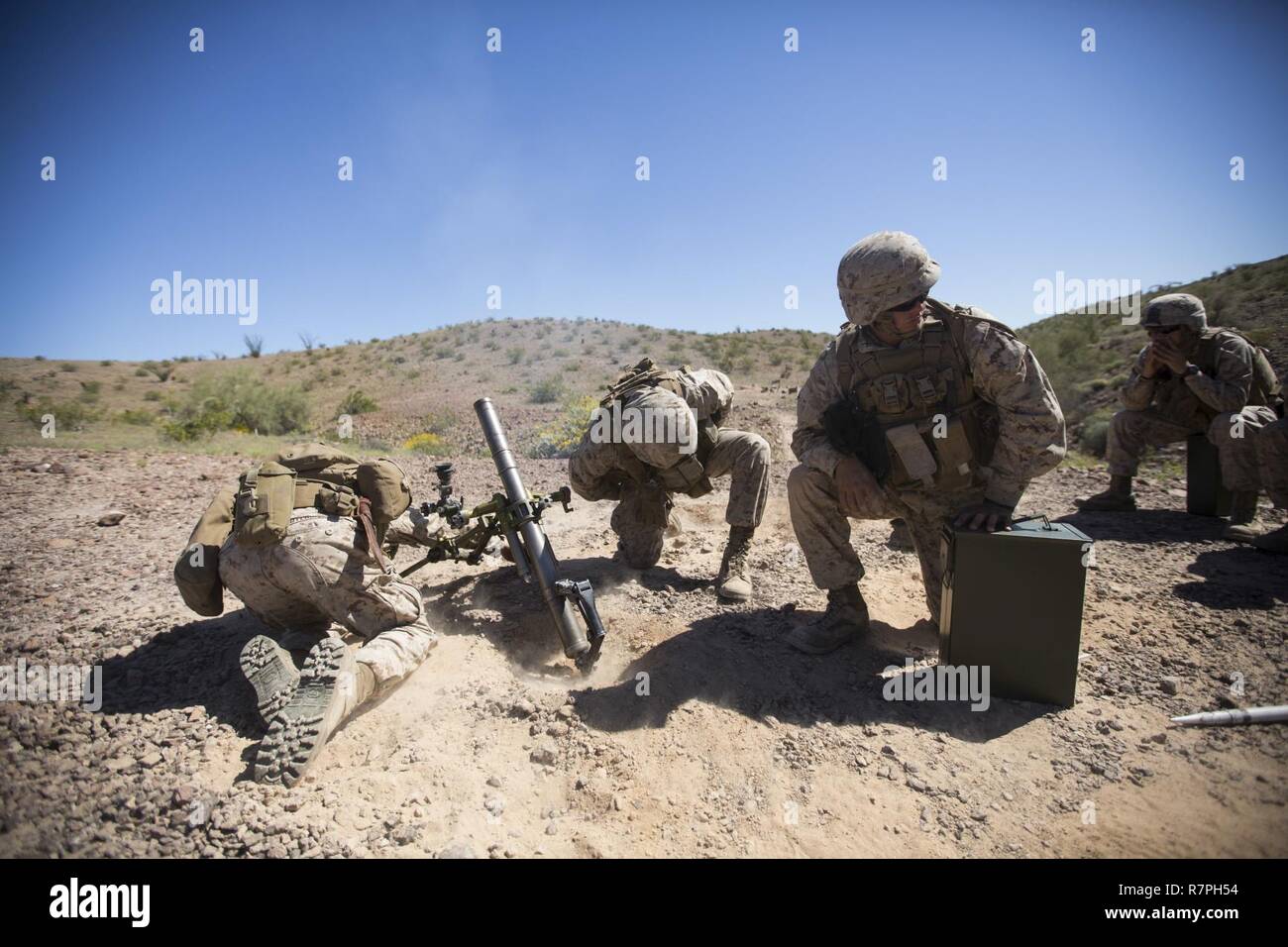 Weapons and tactics instructor course 2 24 hi-res stock photography and ...