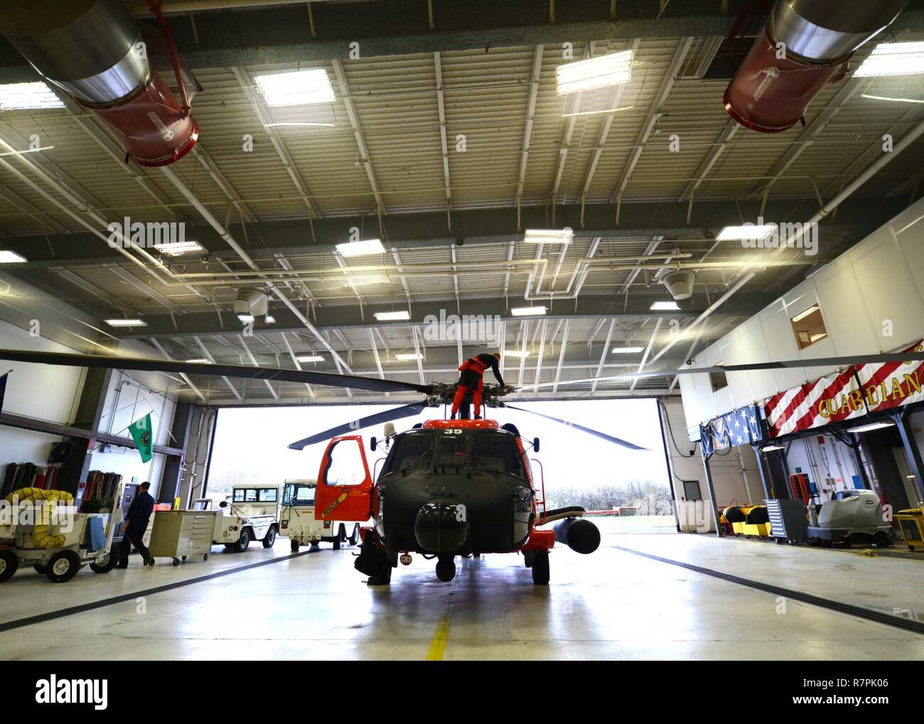 Mh 60 blackhawk helicopter hi-res stock photography and images - Alamy