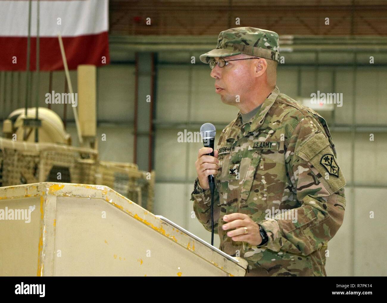 525th military intelligence brigade hi-res stock photography and images ...