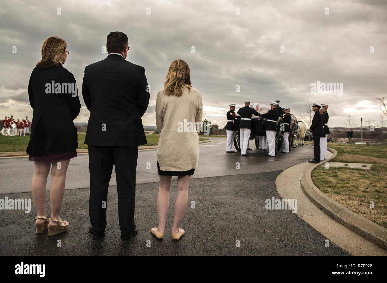 David Tincher, nephew of Pvt. Harry K. Tye, his wife Lori and daughter ...