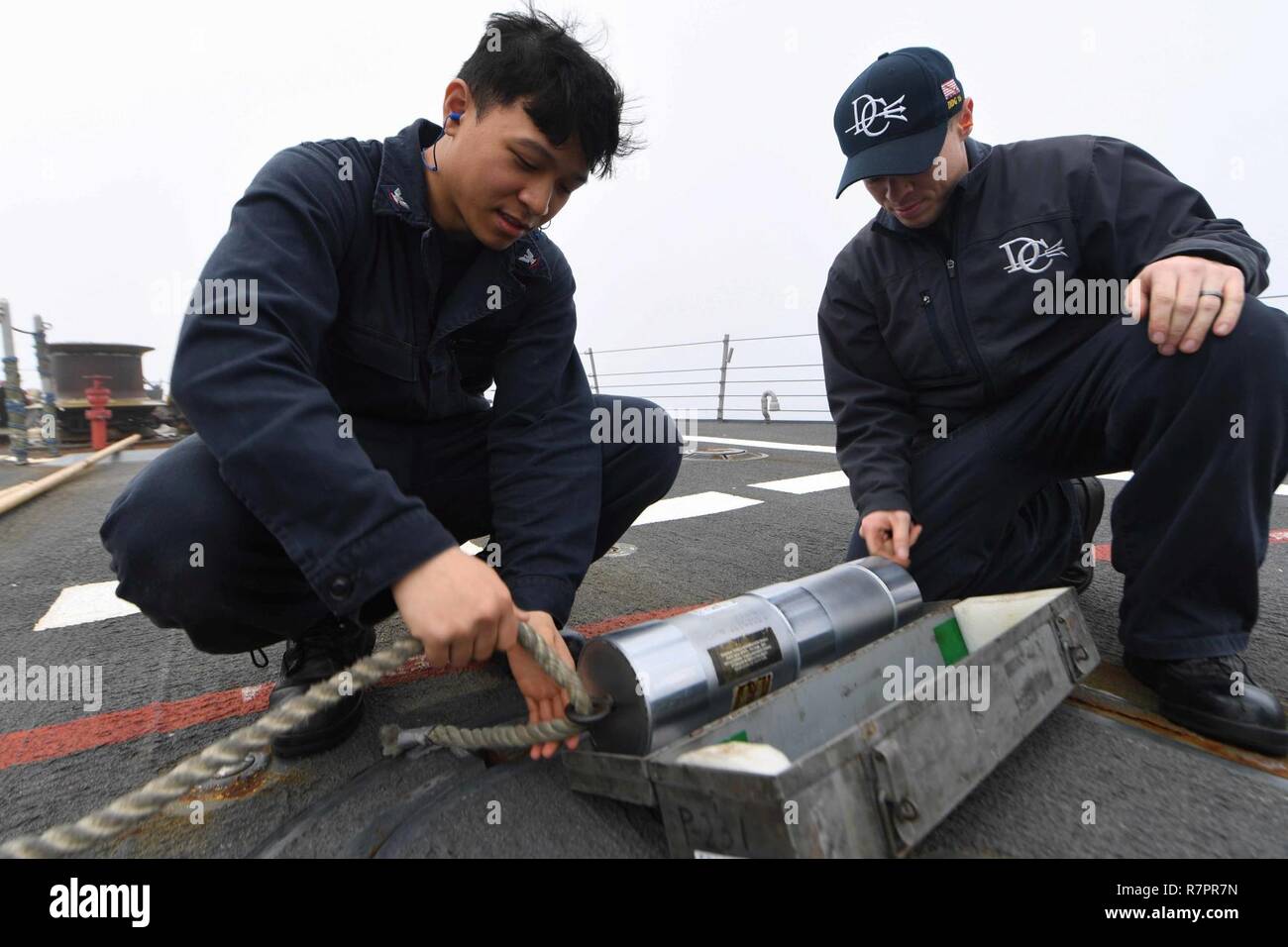 ATLANTIC OCEAN (March 28, 2017) - Gunner's Mate 1st Class John Speth ...