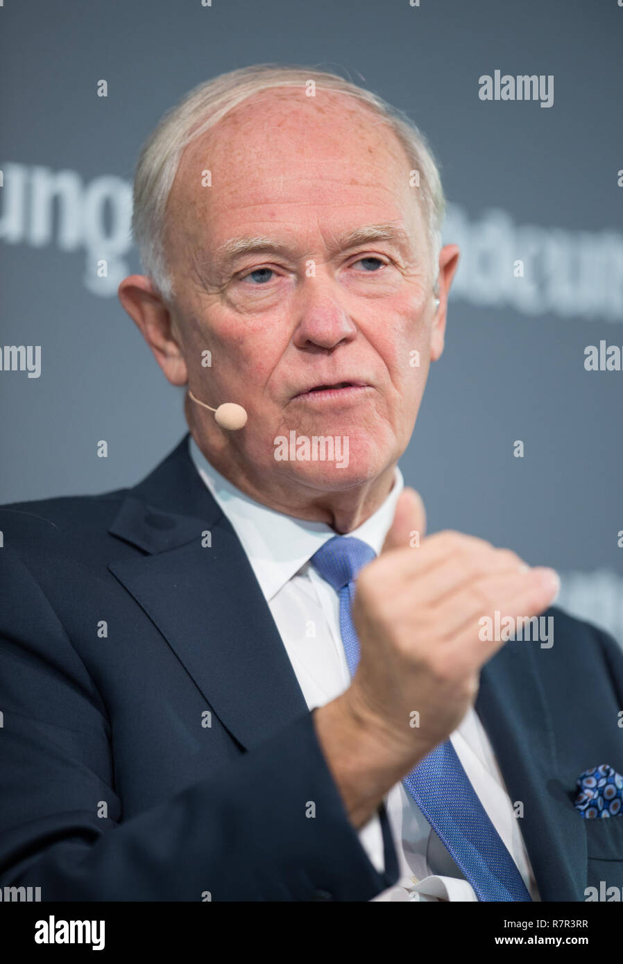Sir tim clark emirates hi-res stock photography and images - Alamy