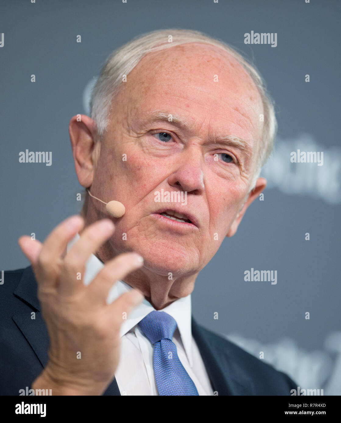 Sir tim clark emirates hi-res stock photography and images - Alamy