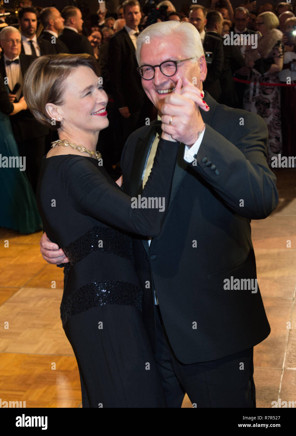 Berlin, Deutschland. 23rd Nov, 2018. Federal President dr. Frank-Walter ...