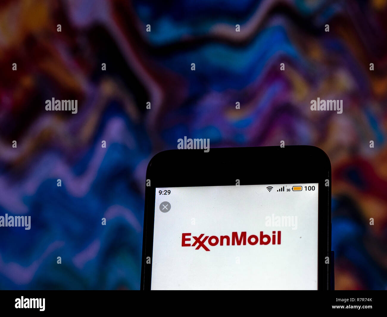 Logo exxonmobil hi-res stock photography and images - Alamy