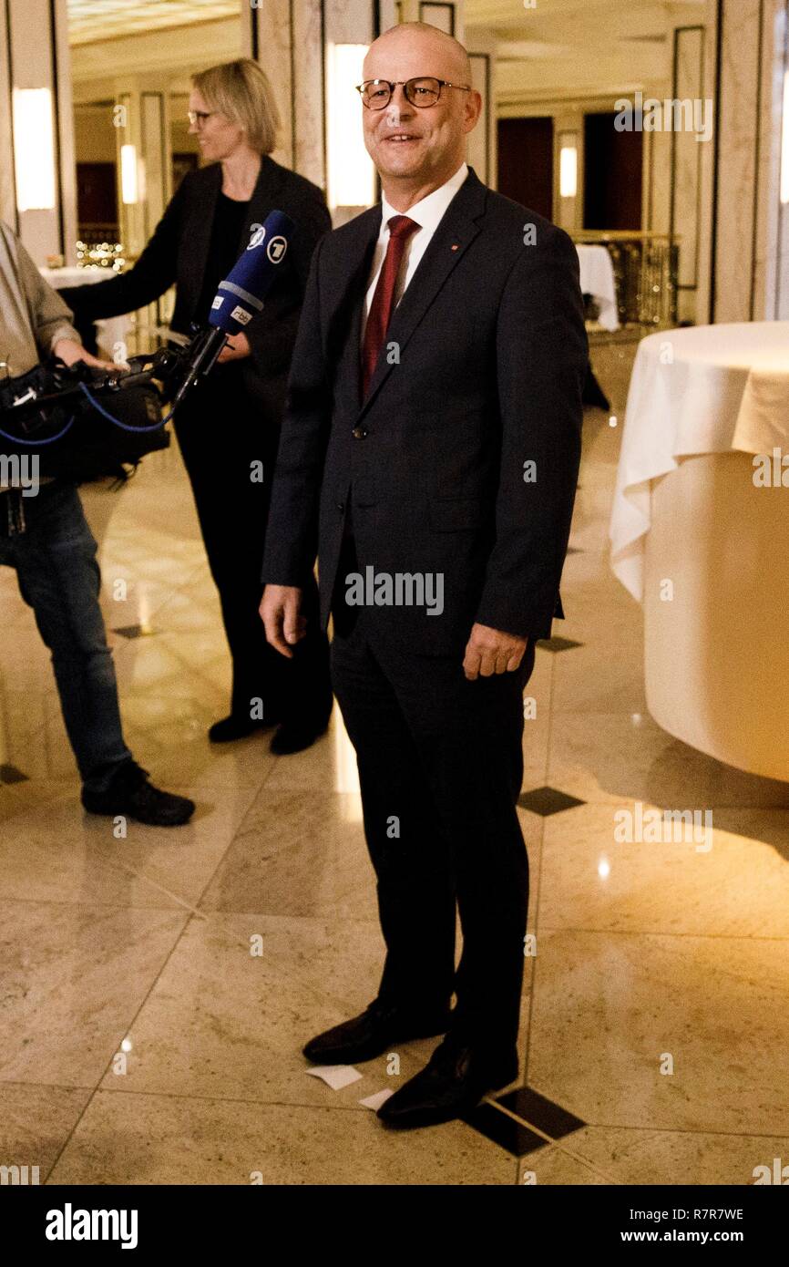 Berlin, Germany. 11th Dec, 2018. Martin Seiler, Chief Personnel Officer ...