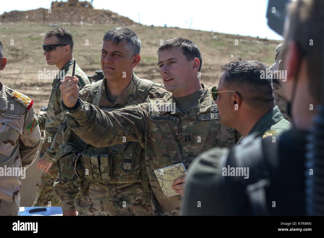 U s army lt gen stephen townsend hi-res stock photography and images ...