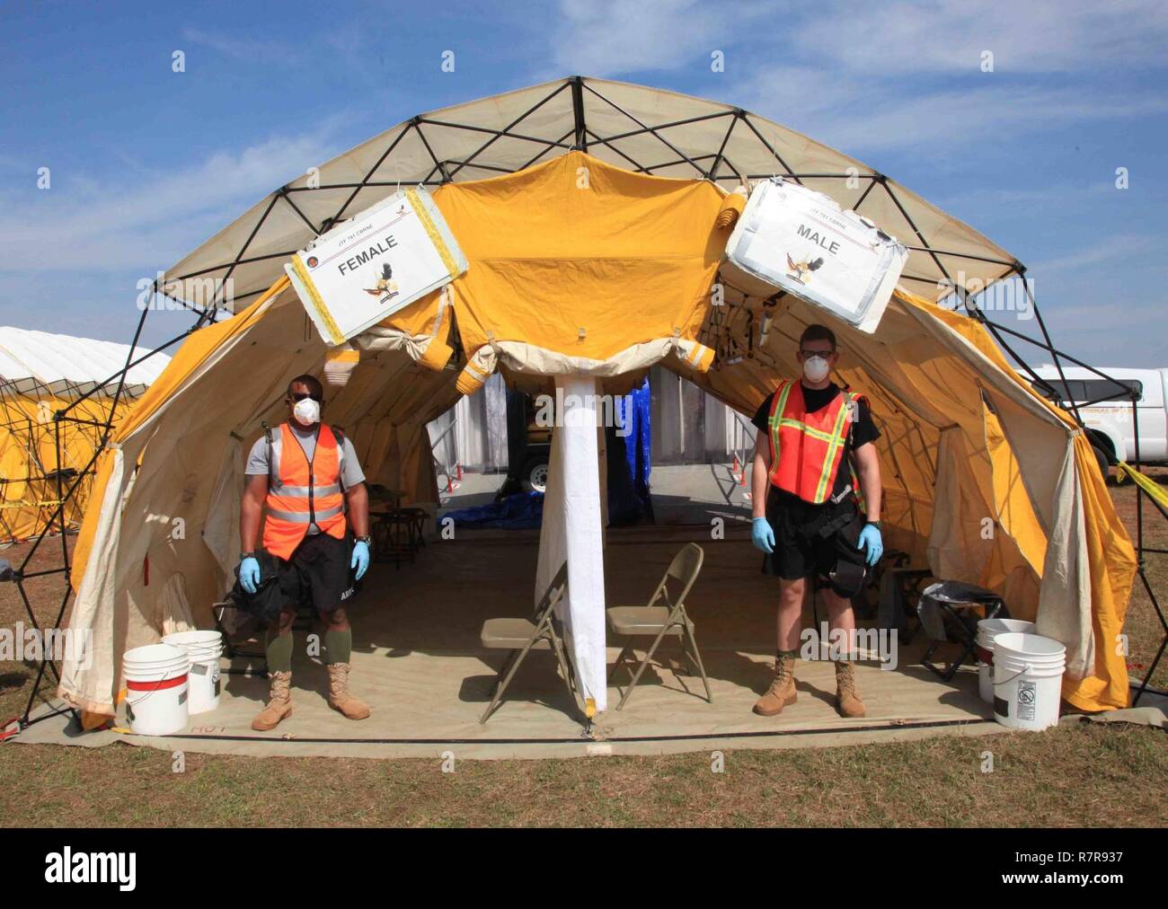 Army showers hi-res stock photography and images - Alamy