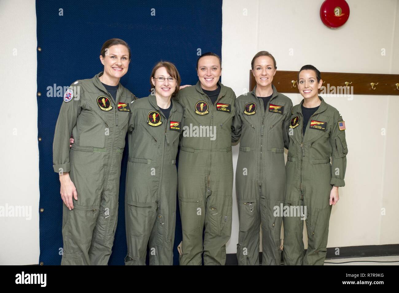 Female steelworkers hi-res stock photography and images - Alamy