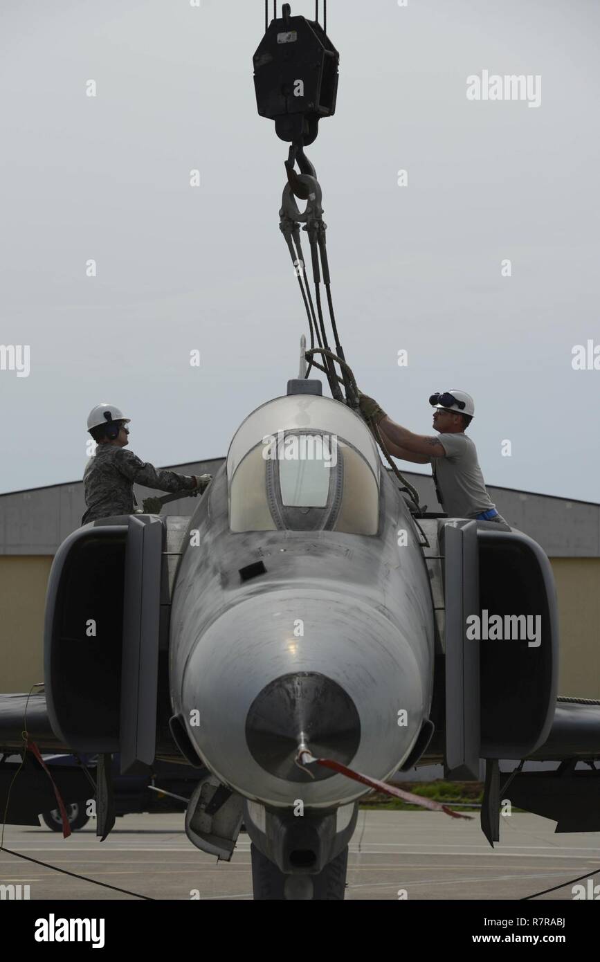 Phantom crane hi-res stock photography and images - Alamy