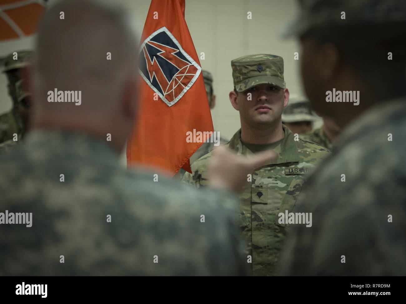 A Soldier with the U.S. Army Reserve’s 335th Signal Command (Theater ...