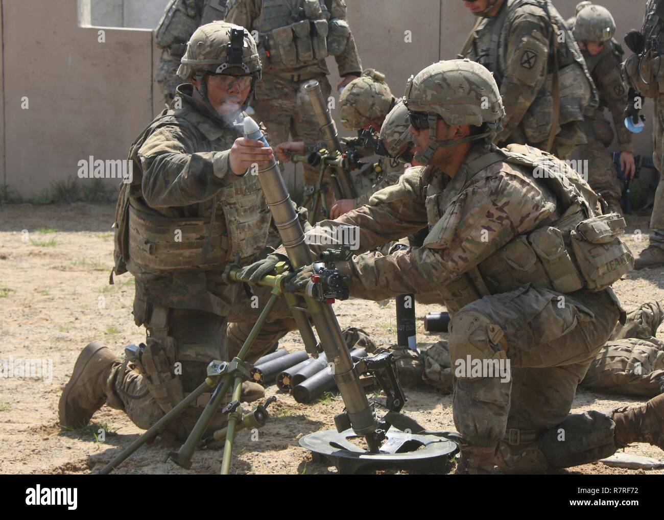 1st battalion 32nd infantry regiment hi-res stock photography and ...