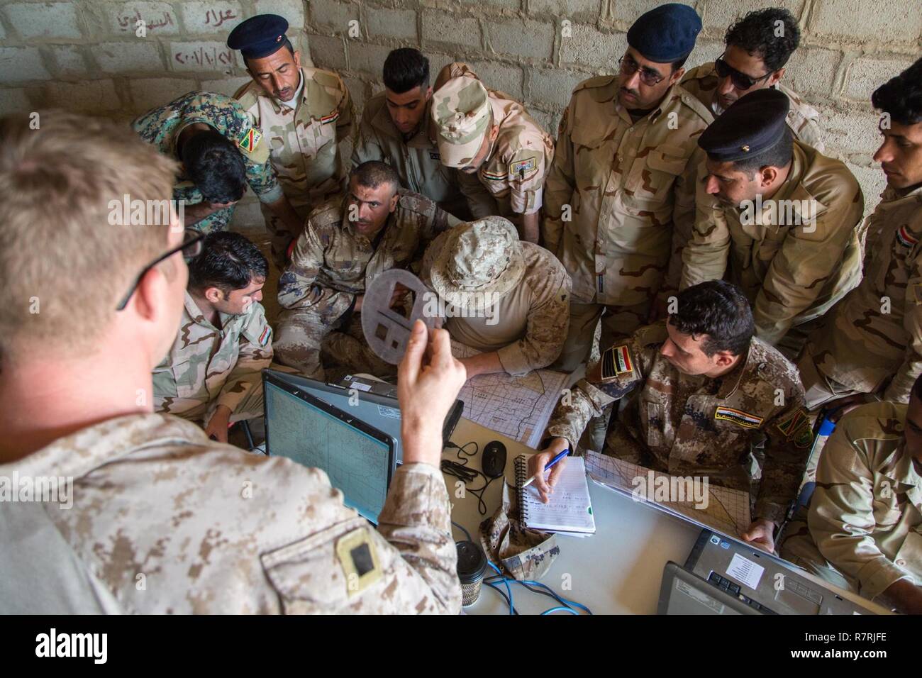 Forward observers hi-res stock photography and images - Alamy