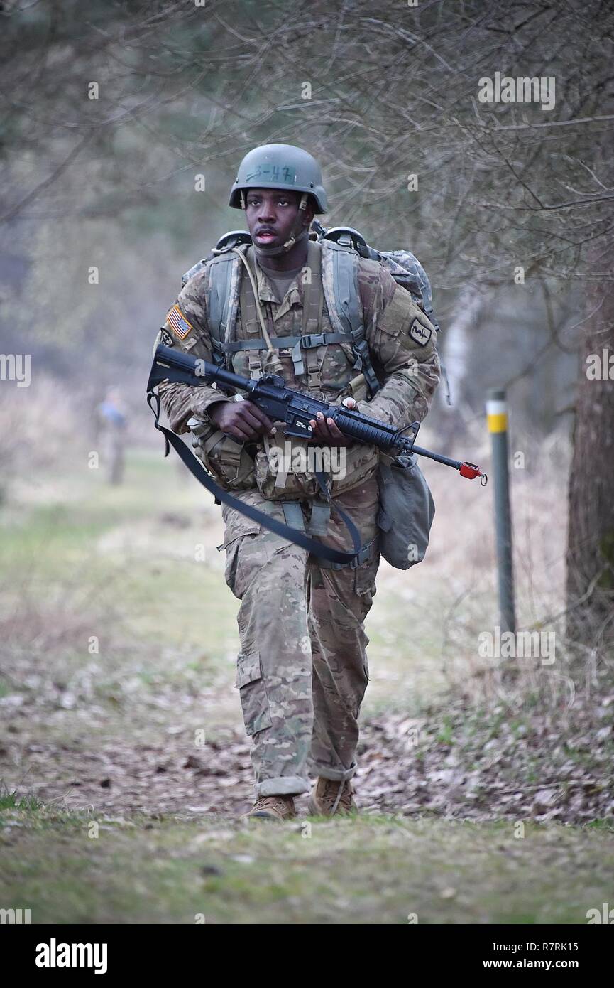 A U.S. Soldiers, assigned to the 30th Medical Brigade, conducts a 12 ...
