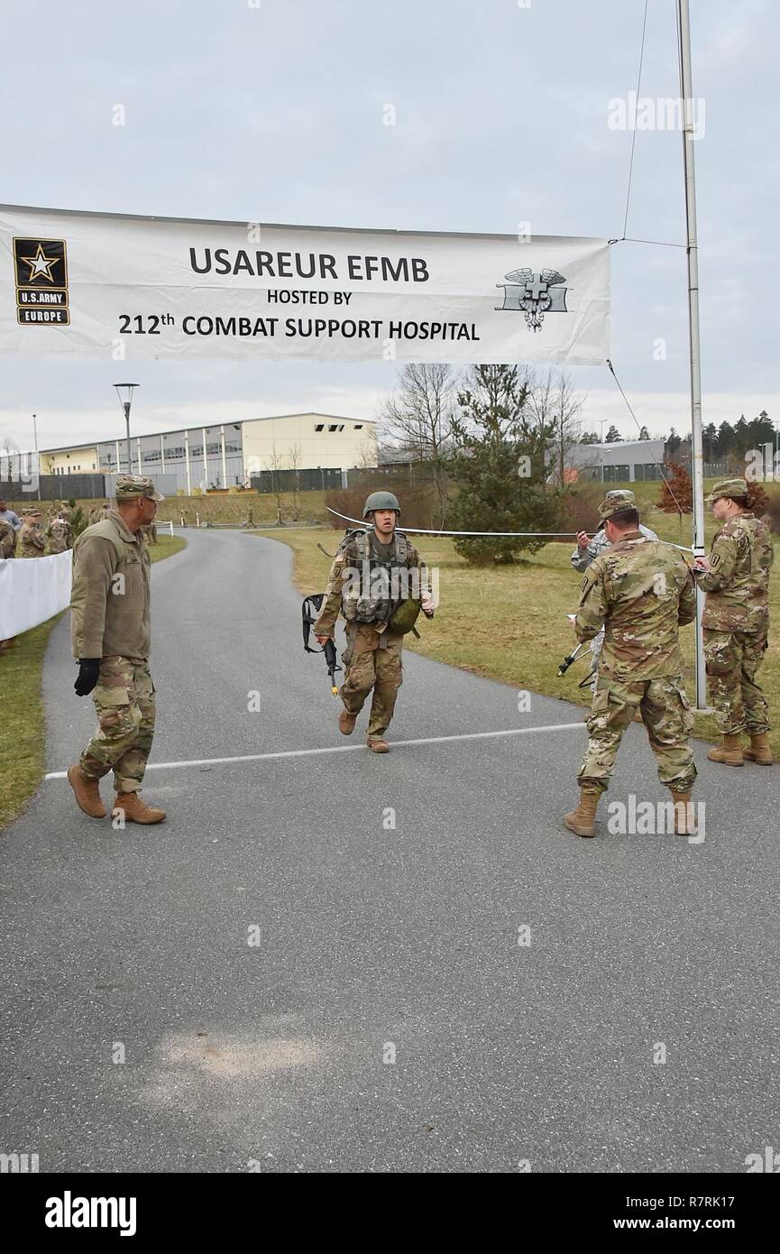 A U.S. Soldier, assigned to the 173rd Airborne Brigade, conducts a 12 ...