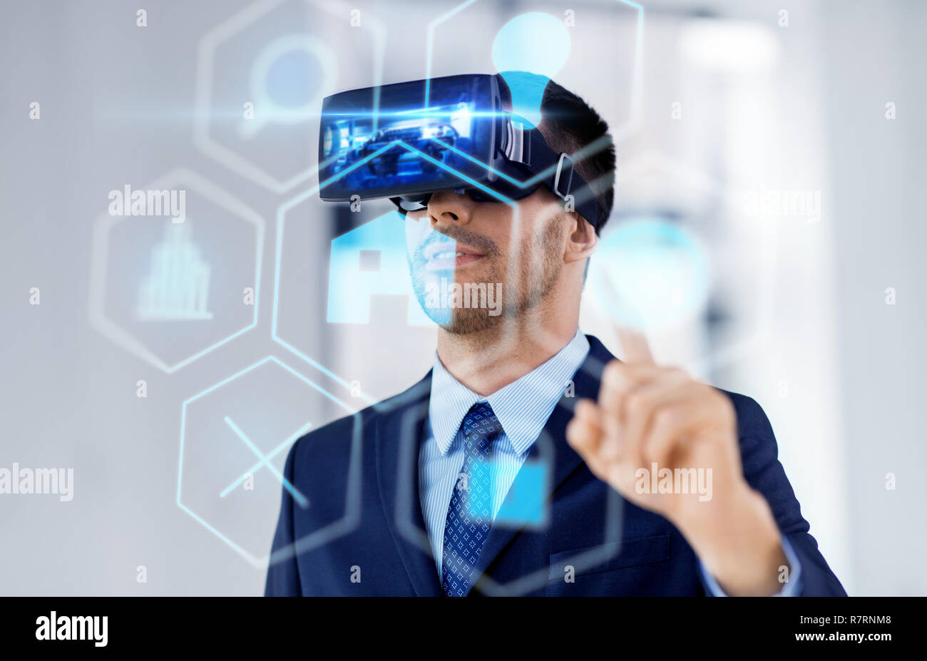 Virtual reality icon transparent hi-res stock photography and images ...