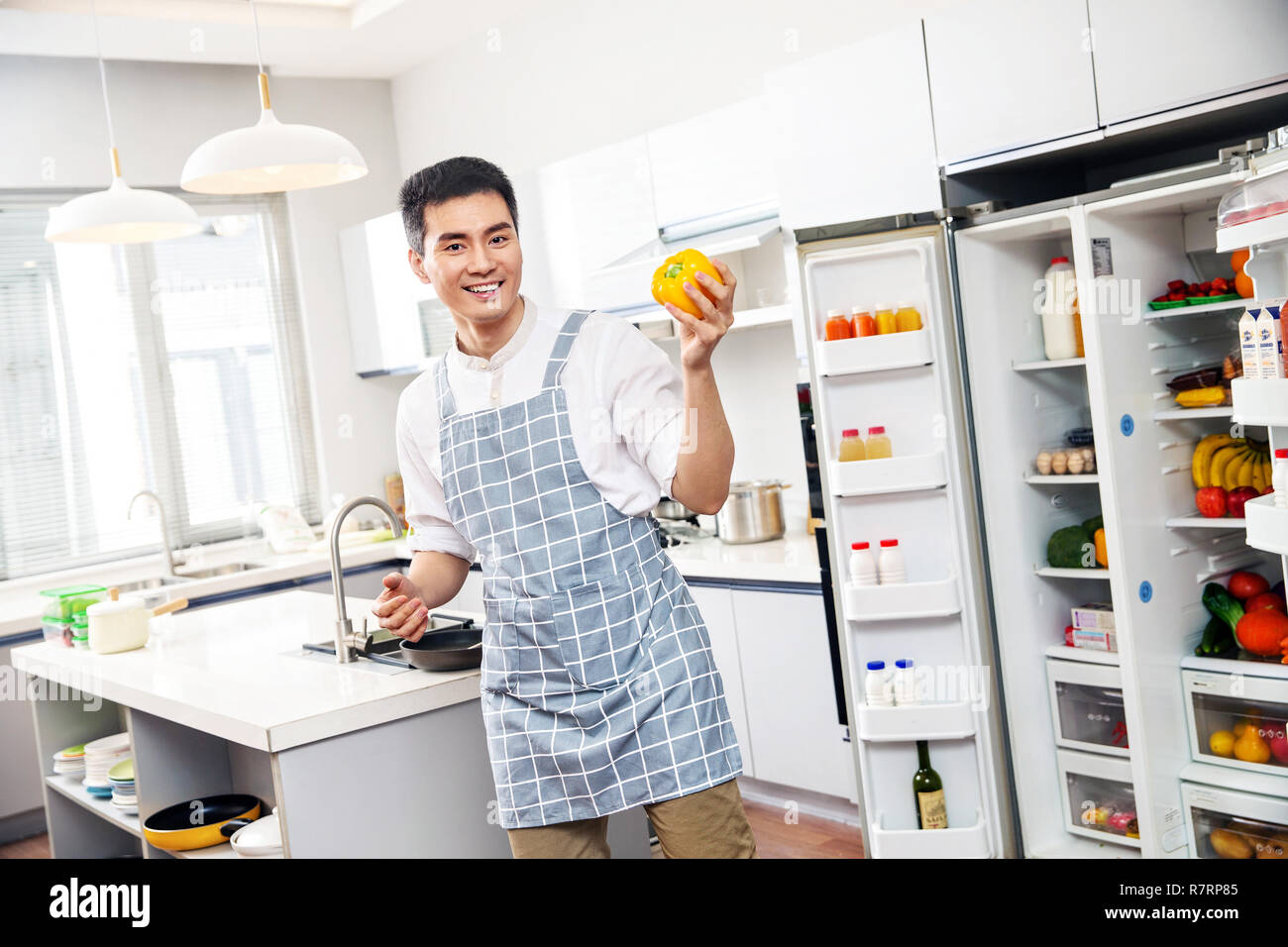Abundance room men hi-res stock photography and images - Alamy