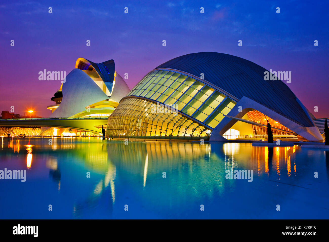 Hemisferic and Queen Sofia Arts Palace. City of Arts and Sciences ...
