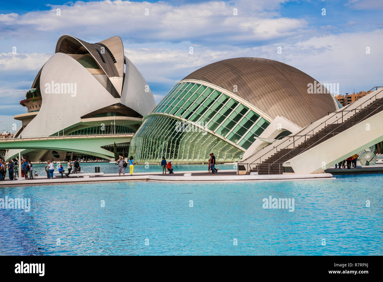 Hemisferic and Queen Sofia Arts Palace. City of Arts and Sciences ...