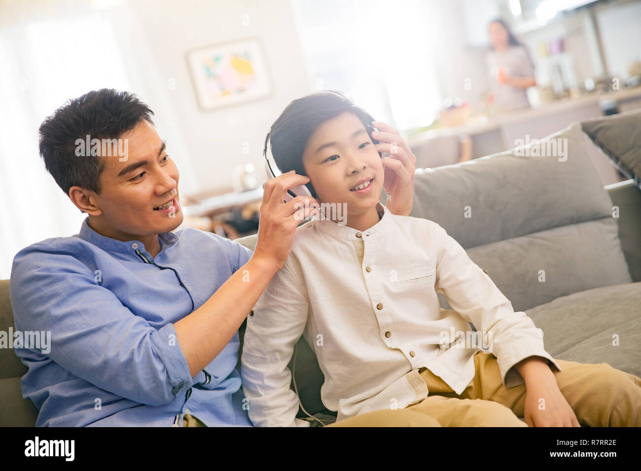 Indian family music at home hi-res stock photography and images - Alamy