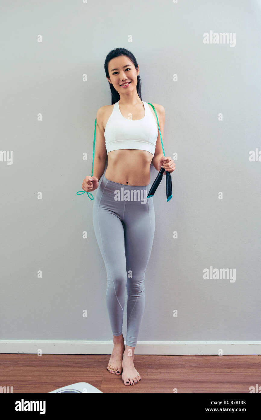 Women jump rope hi-res stock photography and images - Alamy
