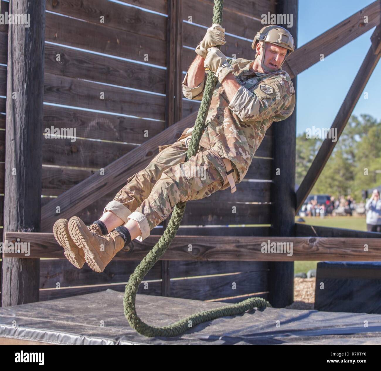 4th ranger training battalion hi-res stock photography and images - Alamy