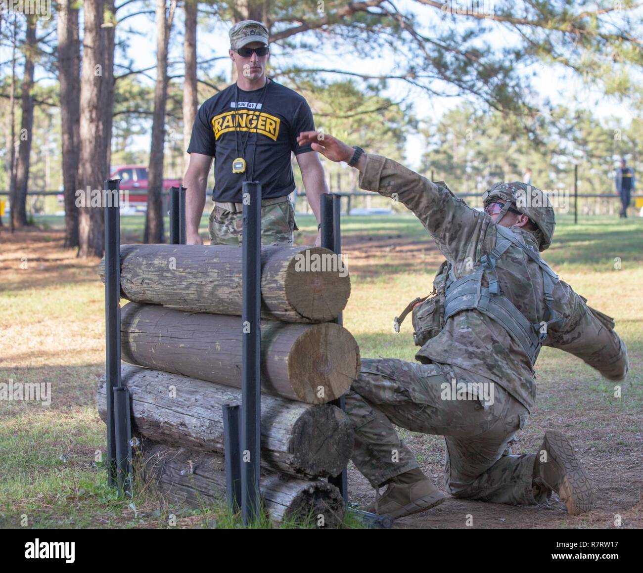 4th ranger training battalion hi-res stock photography and images - Alamy