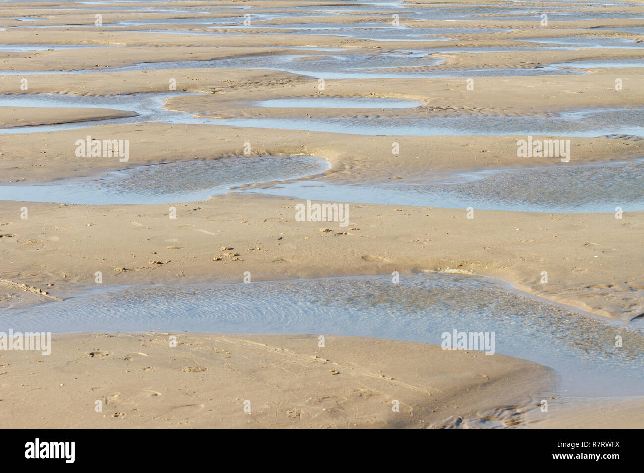 Narrow water channels hi-res stock photography and images - Alamy