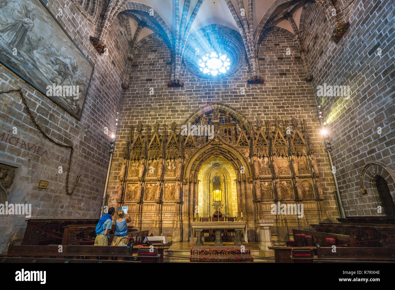 Holy chalice hi-res stock photography and images - Alamy