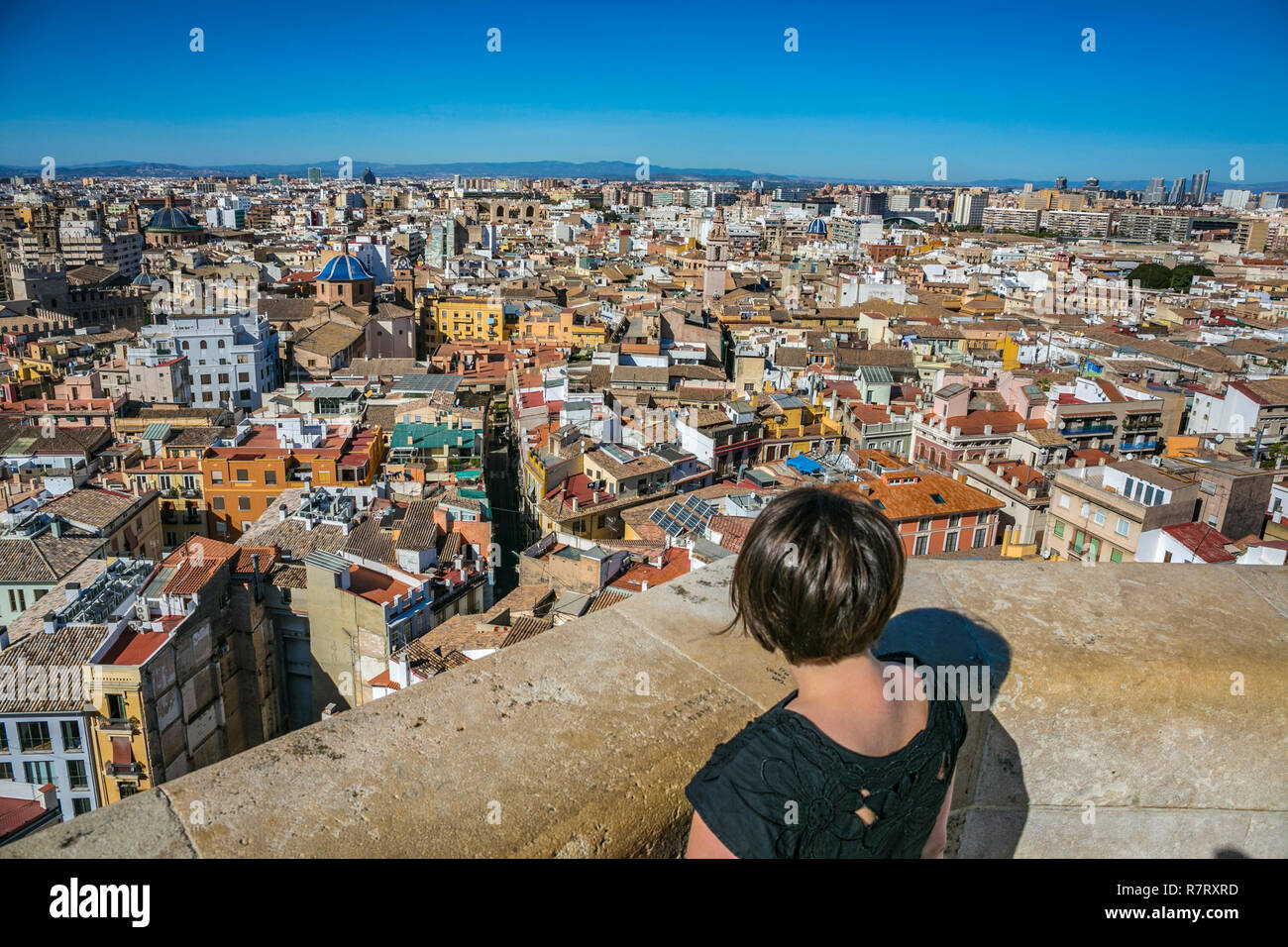 World wide tower hi-res stock photography and images - Alamy