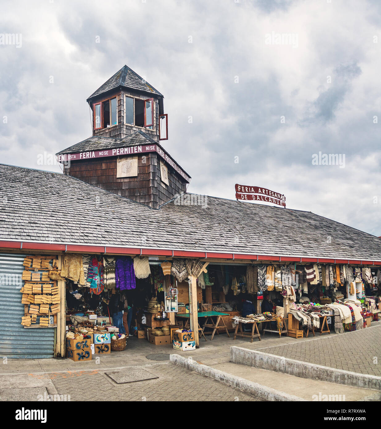 Market village fair hi-res stock photography and images - Alamy
