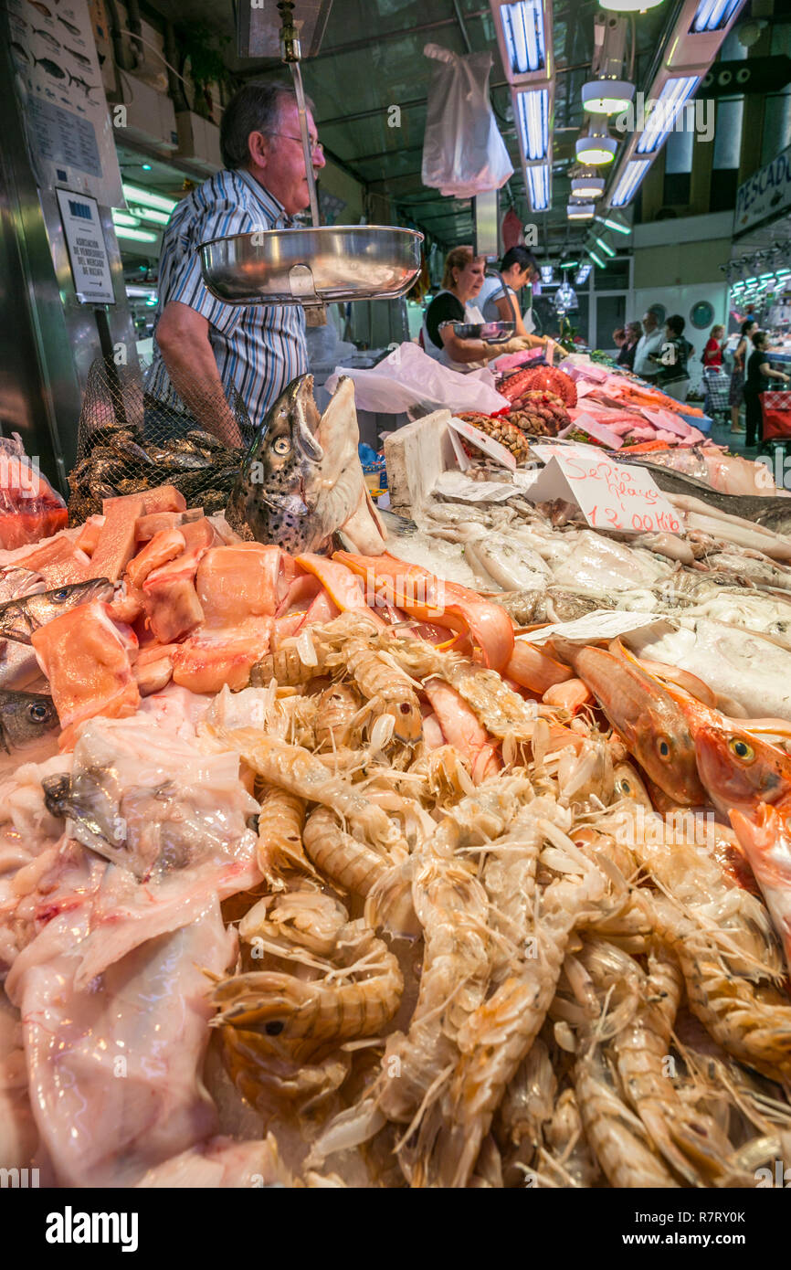 Valencia fish market hi-res stock photography and images - Alamy