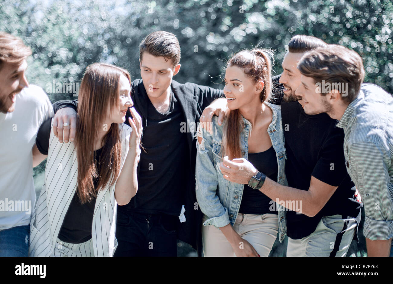 group of young people are discussing something Stock Photo - Alamy