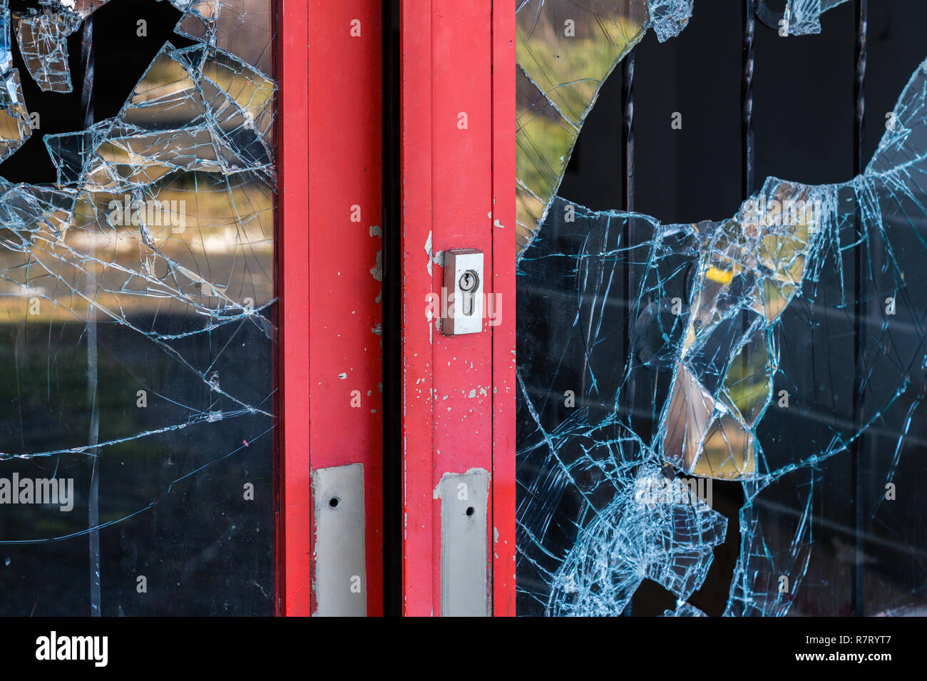 Slump hi-res stock photography and images - Alamy