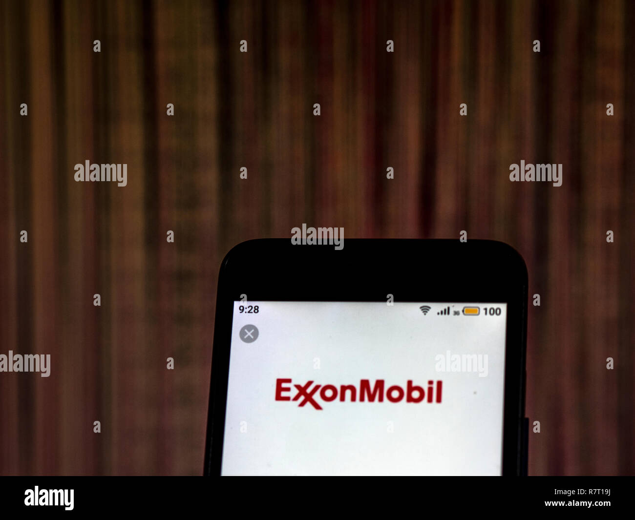 Logo exxonmobil hi-res stock photography and images - Alamy