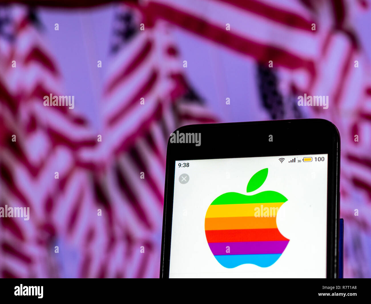 Apple company hi-res stock photography and images - Alamy