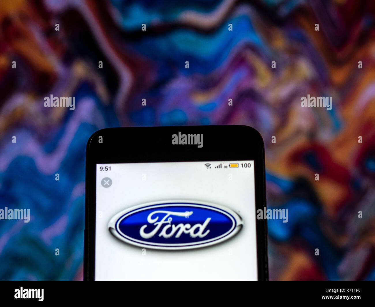 Ford motor company logo hi-res stock photography and images - Alamy