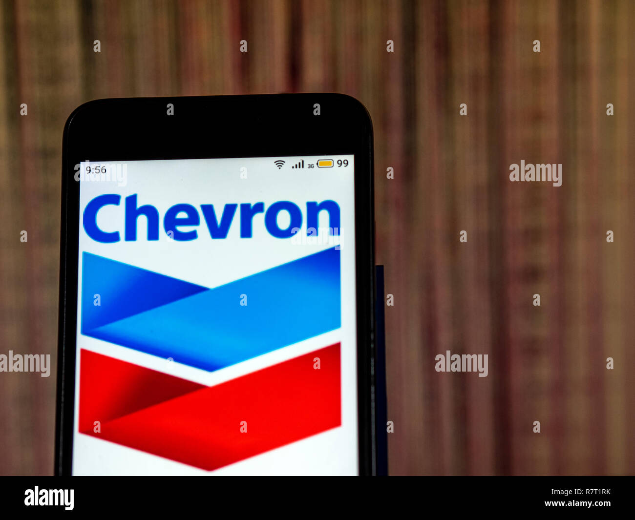 Logo chevron hi-res stock photography and images - Alamy