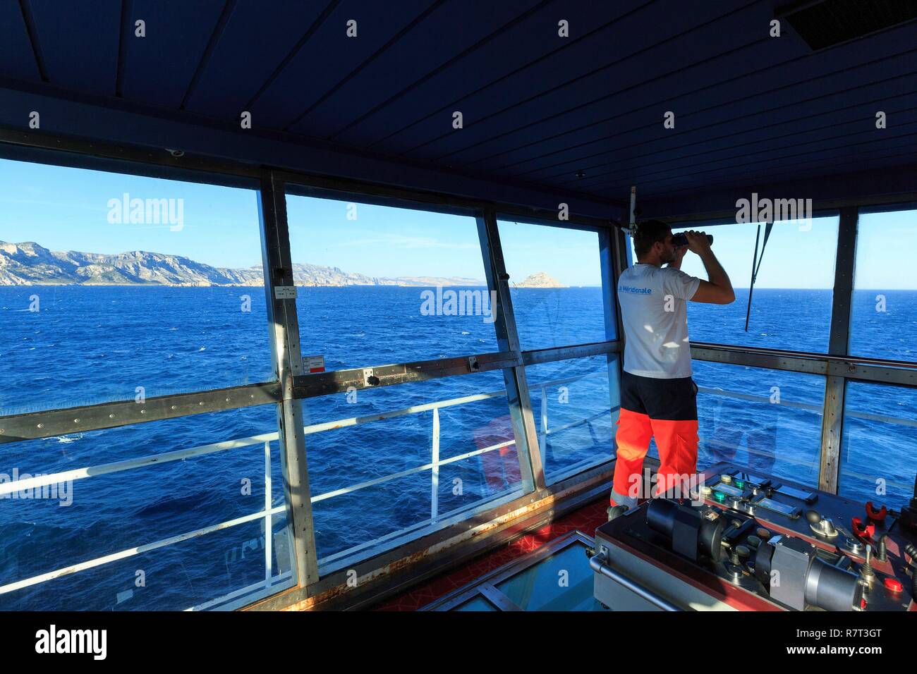 Marseille le ferry boat hi-res stock photography and images - Alamy