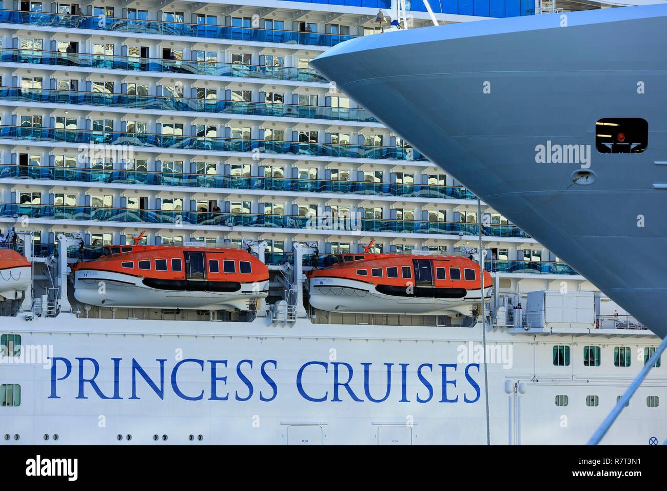 Marseille provence cruise terminal hi-res stock photography and images ...