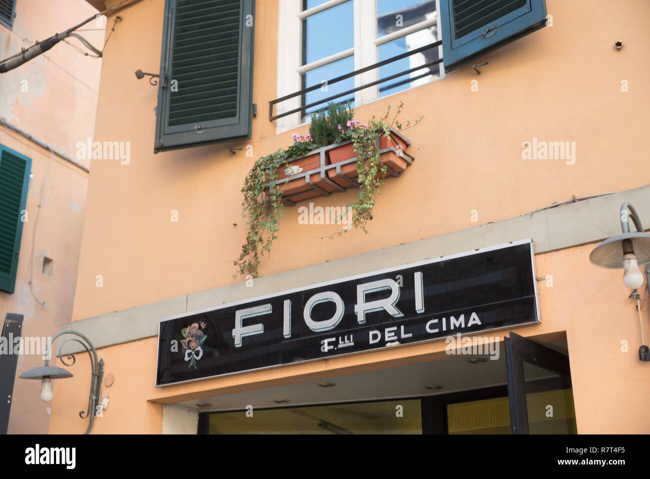 Lucca sign hi-res stock photography and images - Alamy