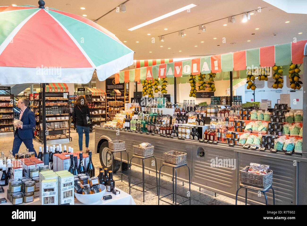 Paris Le Bon Marche High Resolution Stock Photography and Images - Alamy